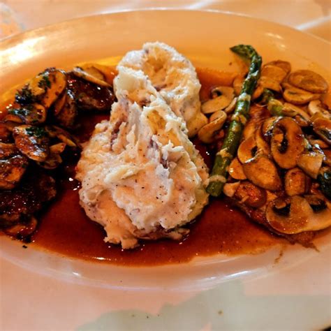Cheesecake Factory Skinnylicious Menu Guide And Calories