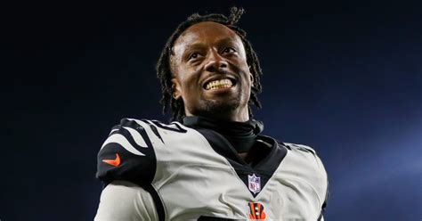 Eli Apple Discusses Relationship With New Teammate Tyreek Hill After