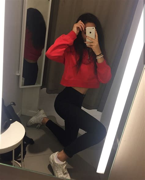 Girl Body Selfie