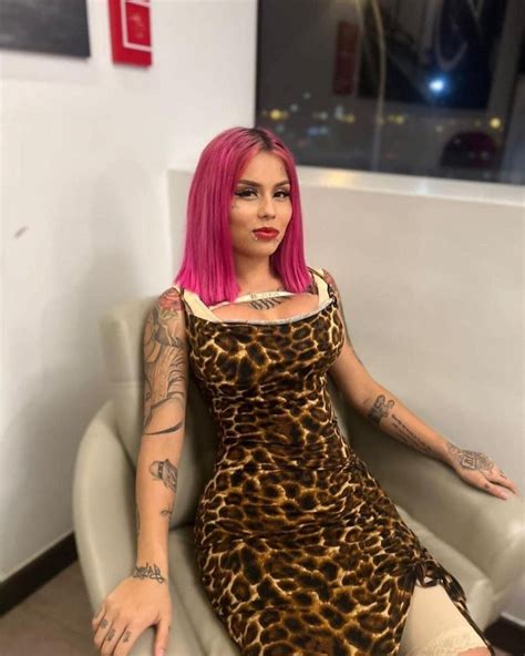 Mona Se Pinta El Pelo De Rubia Y La Comparan Con Kim Kardashian