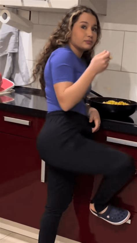 Sabrin R Sabrinamirifetisch