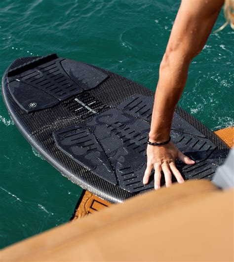 Wakeboards Wakesurf Boards Wakeboard Bindings Life Vests