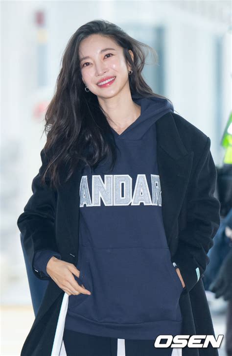 Ns윤지시원한 미소 사진