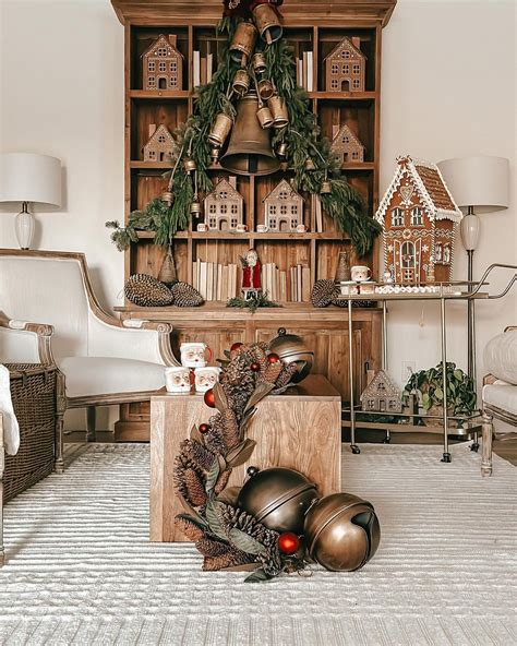 30 Beautiful Christmas Coffee Table Decor Ideas For A Festive Look