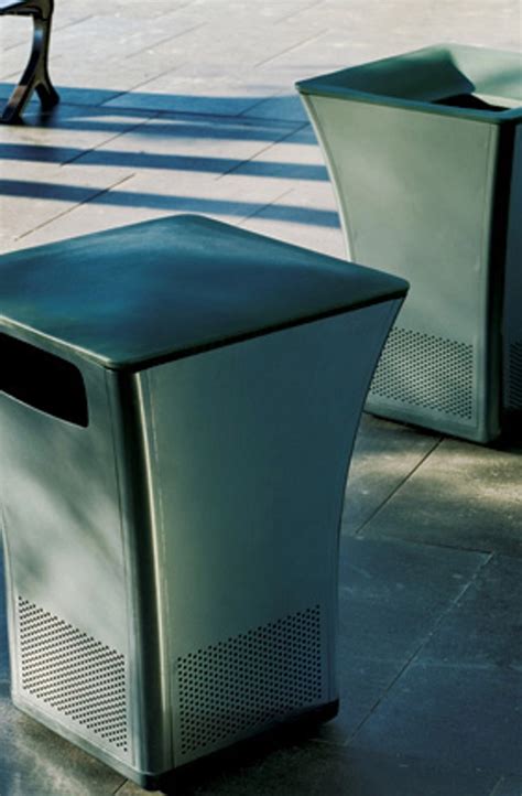 35 Loop Bike Rack Bicycle Stands From Landscape Forms Architonic