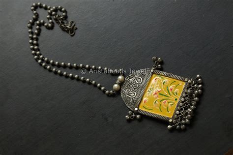 Hand Enameled Silver Look Necklace Yellow Aristajoules