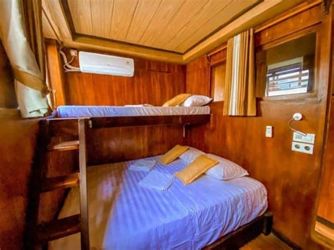 Sewa Kapal Phinisi Amalia Bahari Liveaboard Labuan Bajo Sailing To The