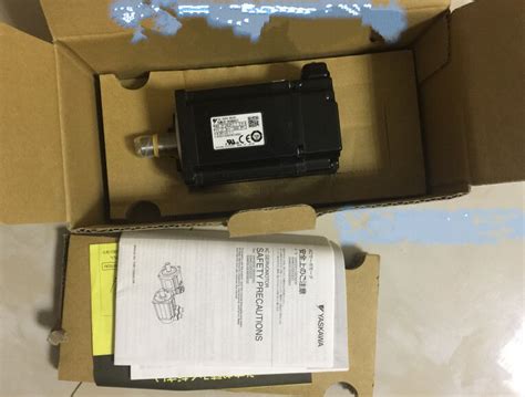 1pc Yaskawa Ac Servo Motor Sgmav 04ada21 New Original Ebay