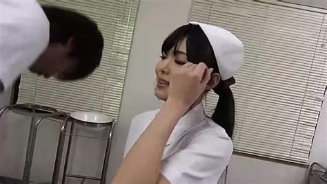 日本人看護師の和松レイナは、病院の患者と無修正でワイルドなセックスをしました。 Xhamster 日本人看護師の和松レイナは、病院の患者と無修正でワイルドなセックスをしました。 Xhamster