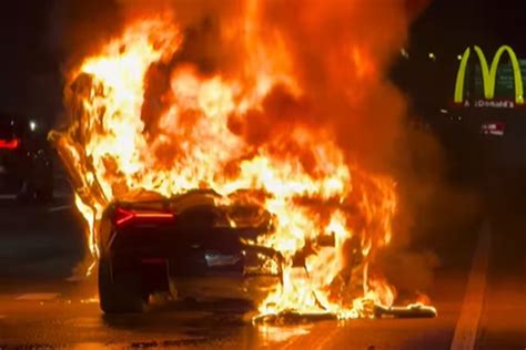2024 Lamborghini Revuelto Bursts into Flames on New York Highway