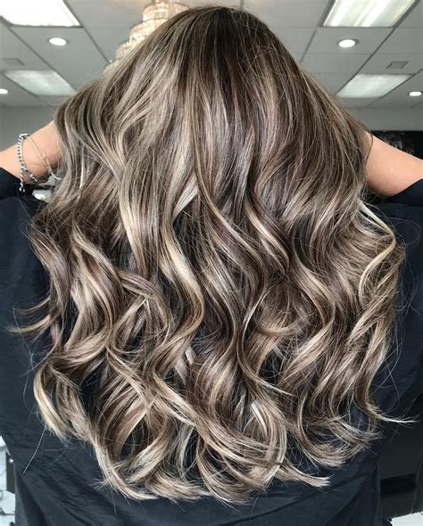 Descubre 13 Ideas De Rayitos Rubios Y Cabello Castaño Con Reflejos En