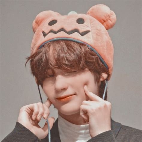 Pin By Zee On ꒰ Txt ꒱ Cute Kai Person