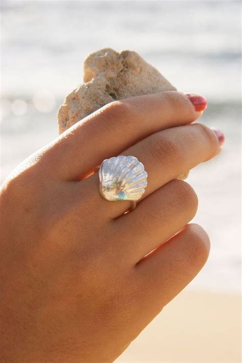Pin By David De Los Reyes On Vestidos Sirena Seashell Jewelry