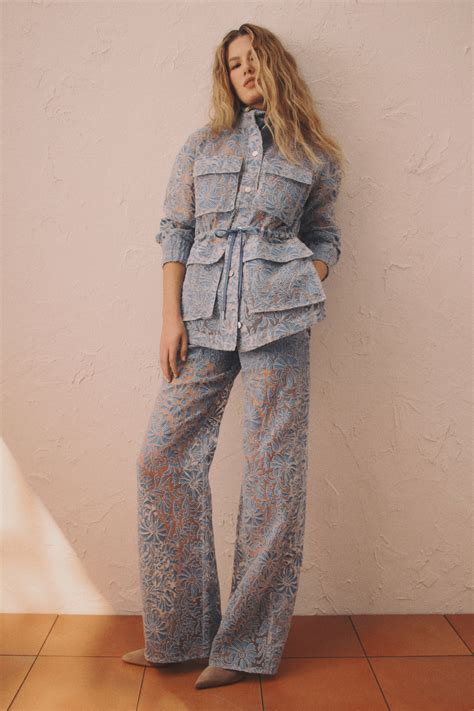Veronica Beard Pre Fall 2026 Collection [photos]