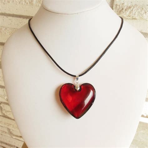 Large Ruby Red Glass Heart Pendant Leather Necklace Artofit