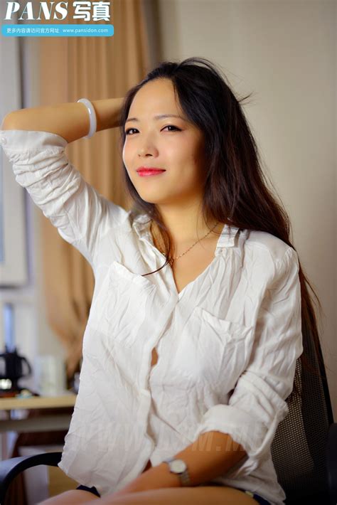 Pans 写真 No319 雨涵 无水印私房照片流出 无限云图网