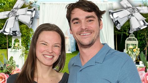 Breaking Bad Star Rj Mitte Engaged To Kennedy Suarez
