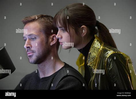 Blade Runner 2049 2017 Ana De Armas Ryan Gosling Denis Vileneuve Dir