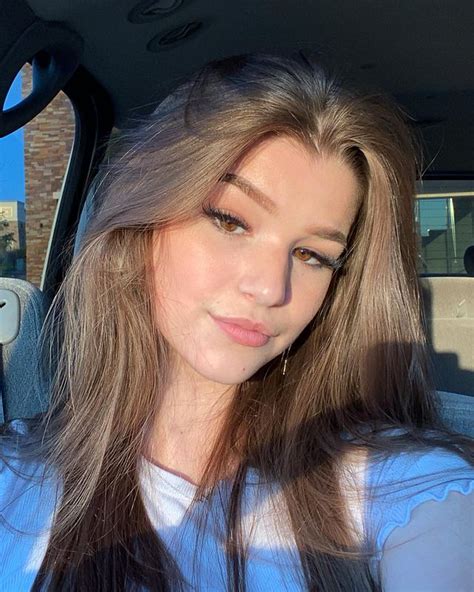 21 Stunning Brooke Monk No Makeup Photos Fabbon