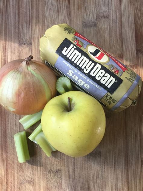 Apple Cornbread Stuffing Recipe