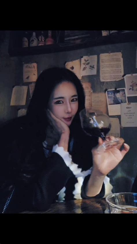 진예나 인제마스터즈 막전 끝 올해 본부팀 레이싱모델로 활동해서 너무 즐거웠어요🥰🥰 마지막날 춥지 않아서 다행이었습니다 와주신 분들 감사합니당 💖💝 후원사 Cn모터스