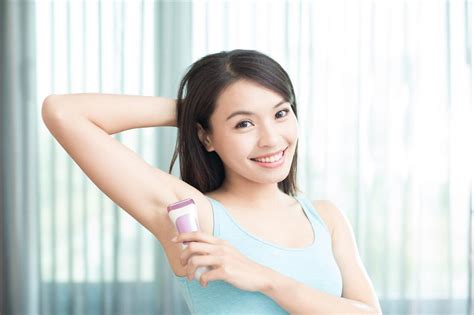 Why do some girls have strong armpit hair, while others are very clean?What does underarm hair ...