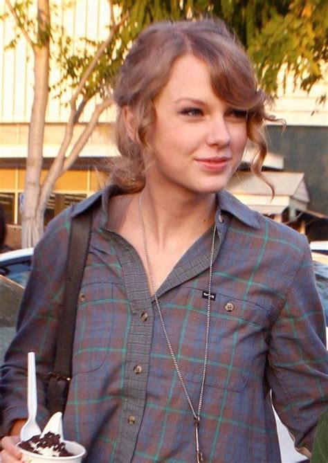 Makeup How Tos And Tips And Tricks Stylecraze Taylor Swift Pictures