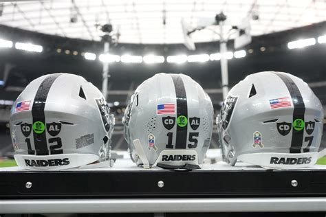 A Plan For Aiding Fernando Mendoza In Latest Raiders 3 Round Mock Draft