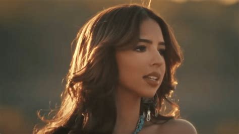 Ángela Aguilar Estrena Nuevo Look Y Nueva Canción