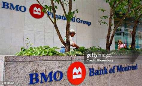 First Canadian Place Bmo Photos And Premium High Res Pictures Getty