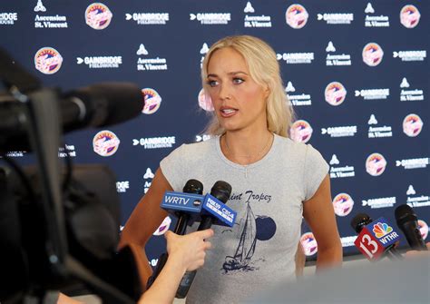 Prayers Pouring In For Wnba Star Sophie Cunningham The Spun