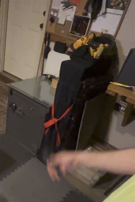 Parabolic Loop R Balisong