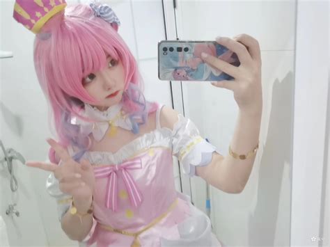 禾兮 Hexixizi Twitter