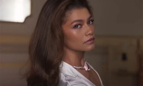 Zendaya Replay Outfit