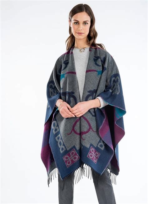 Shawl Vs Wrap Vs Stole Vs Scarf What S The Difference Explore Blarney Blog