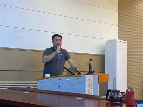 我院举办数字媒体艺术专业专题讲座 艺术设计与服装学院