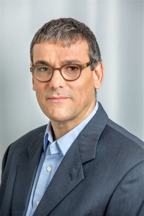 אריאל אבן צבר סולאר