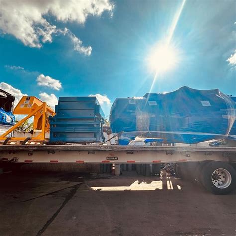 Solar Powered Compactor For Efficient Waste Management