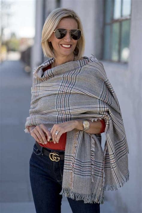 Embrace 2024s Chic Shawl Outfits From Boho Wraps To Luxe Capes