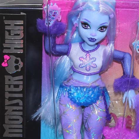 Mattel Monster High Doll Abbey Bominable Yeti Fashion Doll With Acce