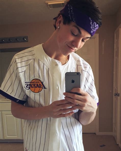 Taylor Caniff Celebrity Stats