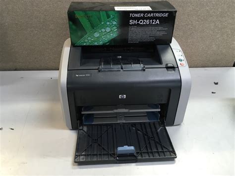 Printer, HP LaserJet 1010, W/ Toner Cartridge, Powers On