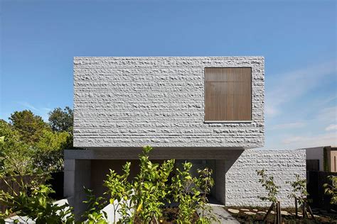 宏大而低调的建筑风格，花岗岩外墙的住宅 墨尔本建筑事务所 B 建筑 墨尔本 花岗岩 宏大 住宅 新浪新闻