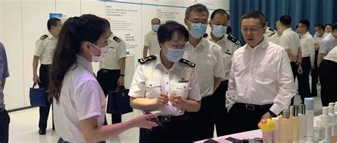 赵儒霞关长一行在济南市调研 海关