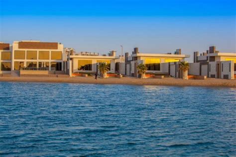 تعرف على افضل منتجعات الهاف مون بالخبر بروبيرتي فايندر