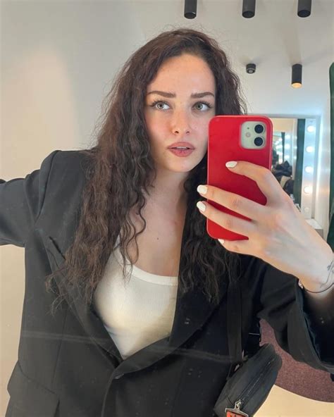 Sakıncalı Sude Kimdir Lidya Atlik Kim Sevgilisi