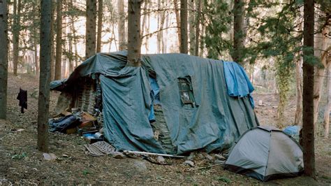 Ben Murphy Photographs Makeshift Architecture In Mountains Of Spain