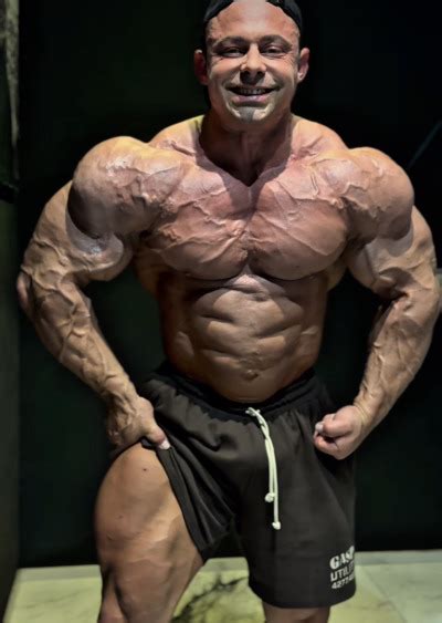 Mattia Vecchi Tumbex