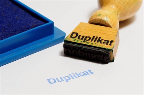 how to customize the opportunity close form