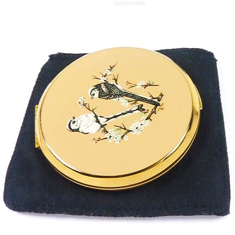 Antiques Atlas Stratton Makeup Compact 1970s Era Bird Scene As395a2787
